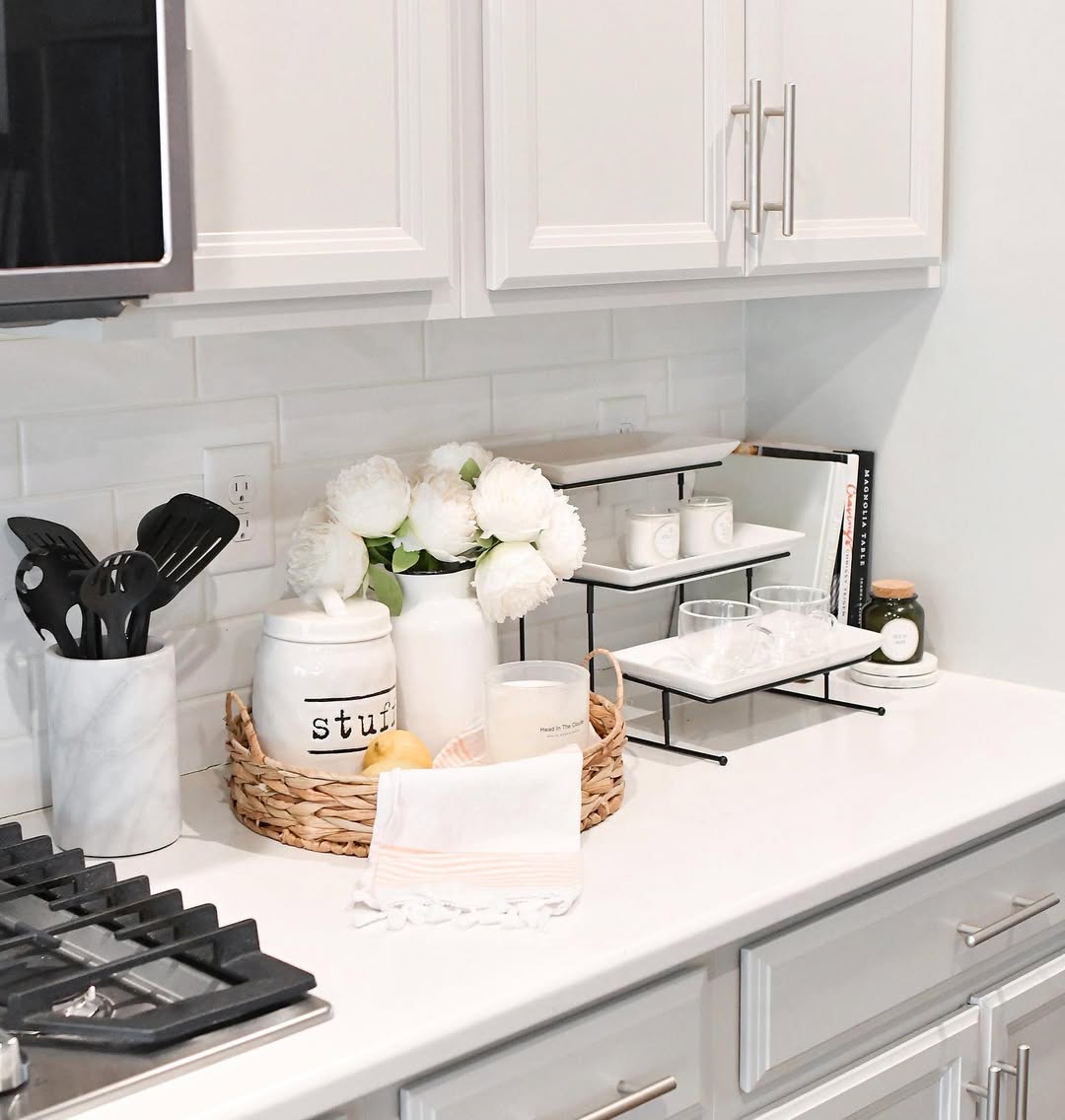 20 Trendy Kitchen Counter Decor Ideas for a Pinterest-Worthy Space ...
