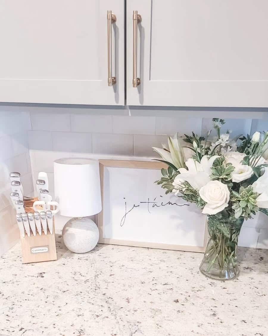 20 Trendy Kitchen Counter Decor Ideas for a Pinterest-Worthy Space ...