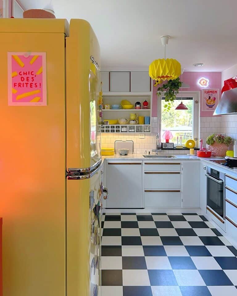 18 Very Catchy Kitchen Theme Ideas to Match Your Personality - Lux Life ...